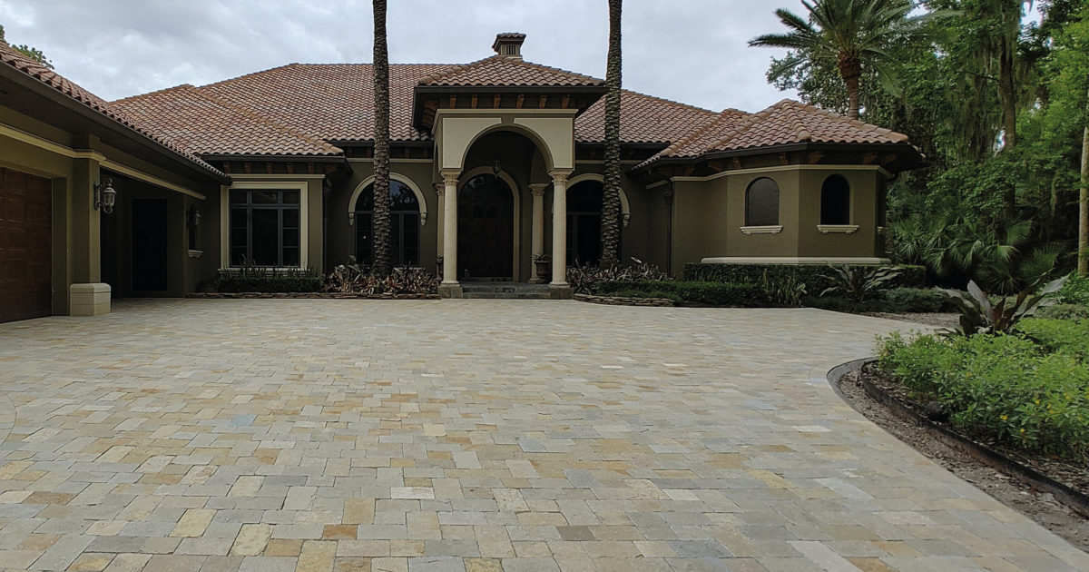 Brown Pavers for Driveways | De Terra Collection - Natural Paving USA