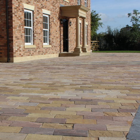 Brown Pavers for Driveways | De Terra Collection - Natural Paving USA